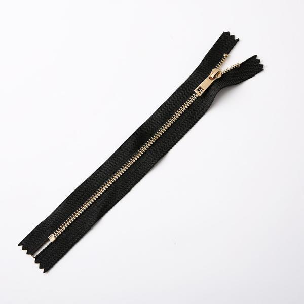 Quality Lightweight #3 Metal Zipper Weather Resistant Smooth Close End Zipper for sale