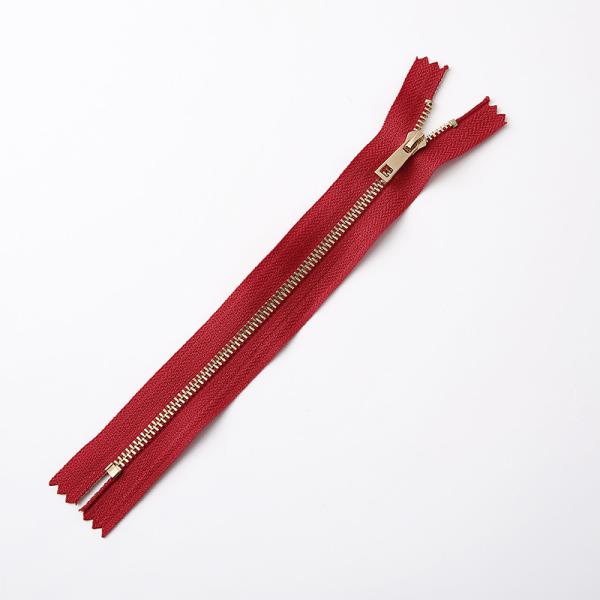 Quality Lightweight #3 Metal Zipper Weather Resistant Smooth Close End Zipper for sale