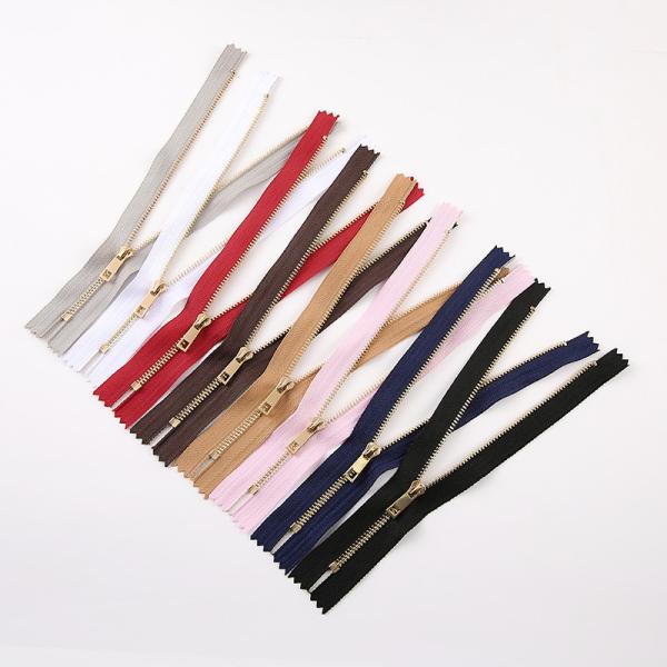 Quality Anti Rust Heavy Duty Metal Zipper #3 Closed End Zipper Smooth Operation for sale