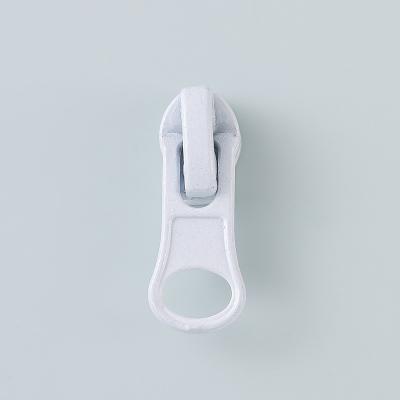 China Weatherproof 3# Nylon Automatic Locking Slider Ergonomic Design For Security for sale