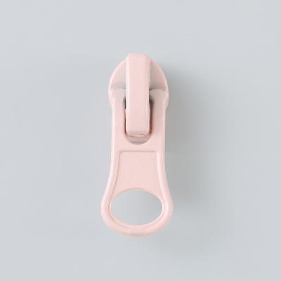 China Scratch Resistant 3# Nylon Automatic Lock Slider Sleek Semi Gloss Finish for sale