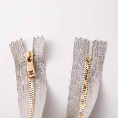 China #3 Smooth Metal Zippers Close End Zippers Rust Proof Electrophoretic Plating for sale