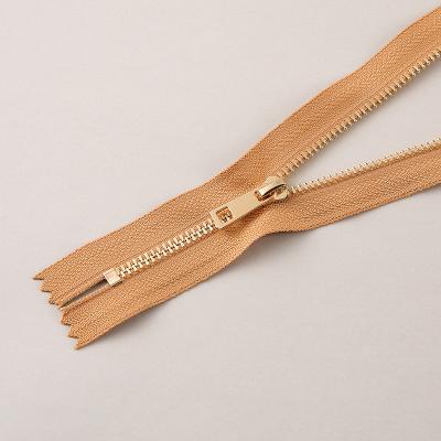 China Abrasion Resistance Close End  Metal Zippers Durable Closures NO 3 Zipper for sale