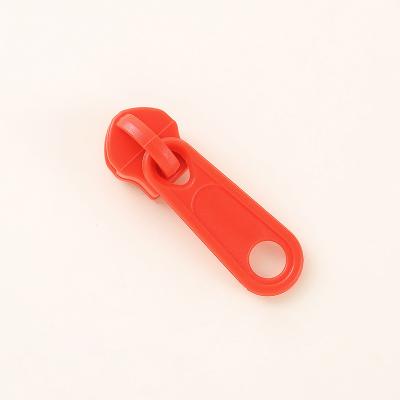 China Anti Corrosion NO 5 Zipper Nylon Zippers Colorful Plastic Replacement Zipper Sliders for sale
