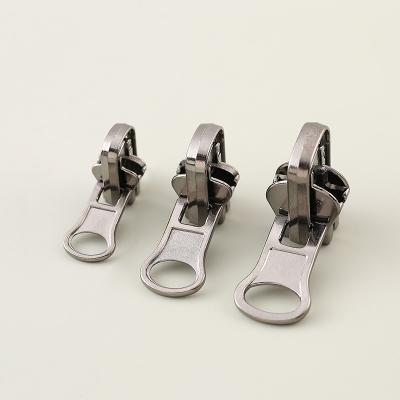 China Standard Multi Purpose Resin Reversible Slider Zipper Puller #3 - #8 For Seasonal Trends for sale