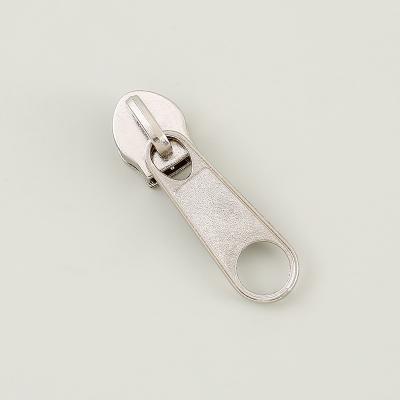 China Silver Heavy Duty Nylon Zipper Slider Size #8 - #10 Built For Tough Environments for sale