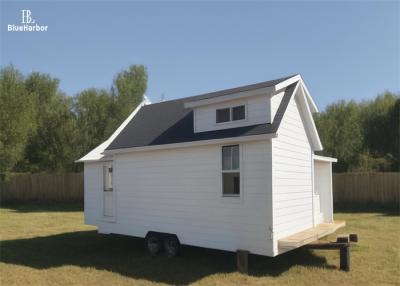 China Casa Prefabricada em Roda com Painéis Solares e Sombrinhas à venda