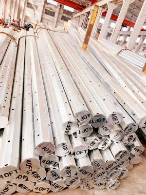 Cina La immersione calda ottagonale elettrica di palo di potere di bassa tensione ha galvanizzato 3mm 40ft in vendita