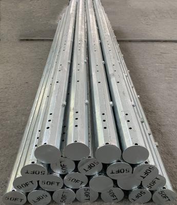Cina formica di 36.9m/s i - la capacità del vento ha galvanizzato il tubo del metallo, palo d'acciaio della trasmissione con il min della galvanizzazione 86 micron in vendita