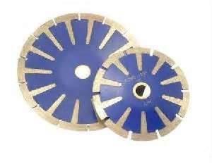 China Smooth cutting Segment Circular Diamond Saw Blade for Wet or dry cutting for sale