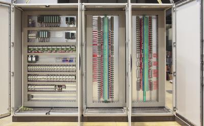 China Customizable Smart PLC Control Panel Cabinet For HVAC / Robotics / Power Systems for sale