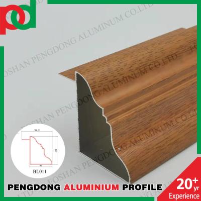 Cina Profili di alluminio dell'armadio da cucina di Glossy Silver Polishing del produttore professionista in vendita