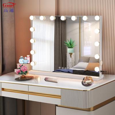 Cina Popular Design Hollywood Vanity Light Bulb for Makeup Metal and Glass Mirror Included in vendita
