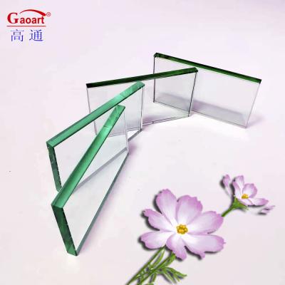 Cina Solid Structure Hotel Customziation Beveled 0.4Cm Tablet Tempered Reflective Glass in vendita