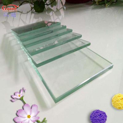 Cina Universal Dome Frameless Cabinet with Thick Transparent Customised Glass Solid Structure in vendita