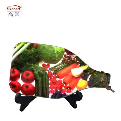 Cina Glass Kitchen Tool Tempered Cutting Board for Customized Size and Clear Square Shape in vendita