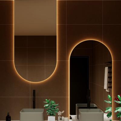 China Função de interruptor de toque Espelho de vidro grande para o quarto moderno Parede em design banho de luxo à venda