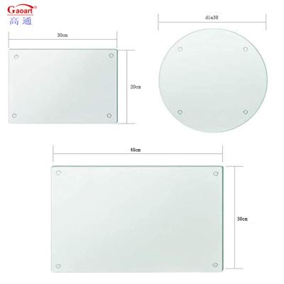 Cina Golden Silk Tempered Glass Chopping Blocks for Custom Clear Vegetable Cutting Board in vendita