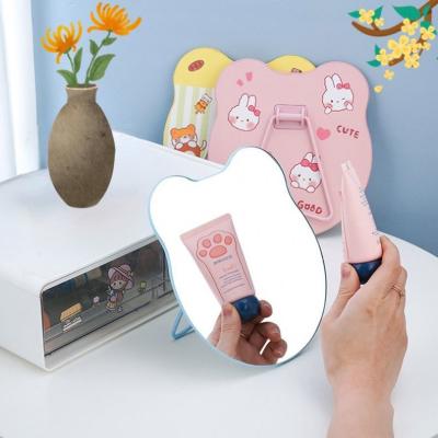 Cina Mini Rotondo Custom Pocket Heart Shaped Regolabile Light Makeup Mirror per donna Dressing in vendita
