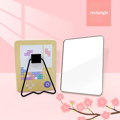 Cina Mini specchio a forma di cuore per decorazioni personalizzate di casa di moda e design regolabile in vendita