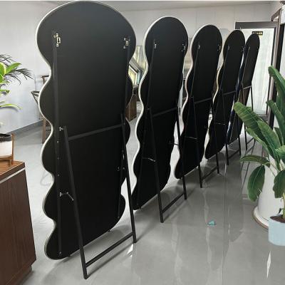 China Espelho de barbeiro profissional para banheiros e vestiários de alta moda à venda