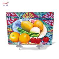 China Durable Tempered Glass Cutting Board with Scratch Resistant Surface for sale