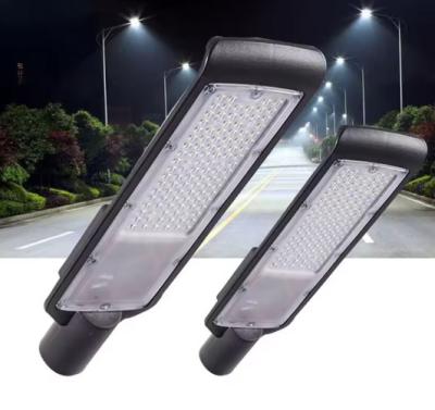 Cina Lampada da parete da giardino 150W impermeabile IP65 100W 50W 30W LED Streetlight in vendita