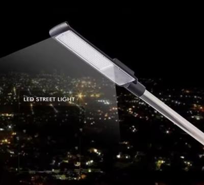 Cina Lampada da parete da giardino 150W impermeabile IP65 100W 50W 30W LED Streetlight in vendita