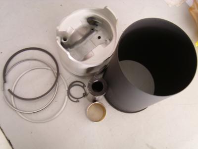 China Auto Parts 4HG1 Cylinder Liner Kit Truck Spare Parts for sale