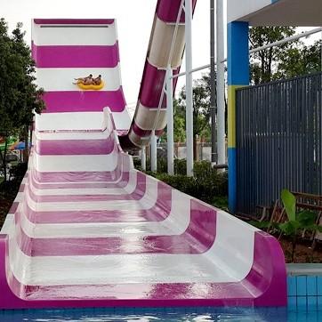 6-10mm Thickness Boomerang Slide For Water Park Produced Using Spray Up Method