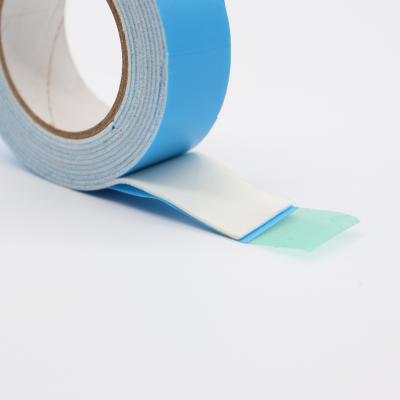 Cina Nastro in schiuma acrilica PE 1 mm Isolamento termico a celle aperte Bobina con bordo morbido in vendita