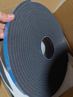 Cina Schiuma a celle chiuse Nastro in PVC Isolamento in gomma Schiuma sigillante per guarnizione in vendita