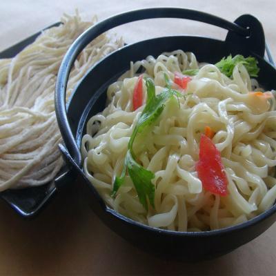 China Organic jasmine brown rice pad thai noodle with fettuccine shape for sale