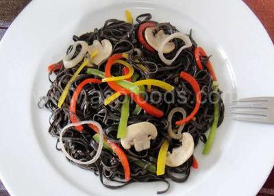 China Organic Saturated Free Black Bean Spaghetti (Linguine) for sale