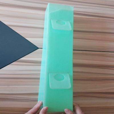 Cina 2mm 3mm hanno ondulato gli anti protettori di plastica UV del tronco di albero delle guardie di plastica dell'albero in vendita