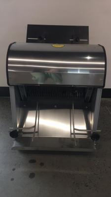 China Electric 220V Table Top Toast Bread Slicer Machine for sale