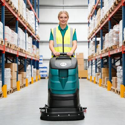 China Heavy Duty Walk Behind Floor Scrubber 660mm Washing Width 830mm Drying Width High Efficiency for sale
