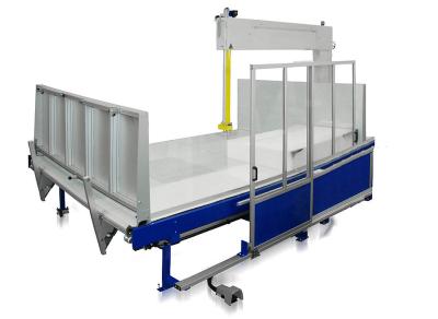 自動垂直直3DCNC泡切断機 ローータリーワークベンチ