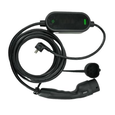 Cina Caricabatterie portatili per veicoli elettrici 7KW Tpe Jacket IEC 62196 Tipo2 2.4 Quot LCD CE TUV ROHS in vendita