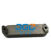 中国 掘削機のディーゼル機関の部品8DC9の建設機械ME093788オイルの涼しい中心 販売のため