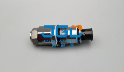 China Excavator Accessories DH55 SY75 XCMG60 Rotary Main Gun Relief Valve for sale