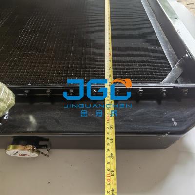 中国 グレーダー GR165 水タンクラジエーターエンジニアリング機械部品冷却システム 販売のため