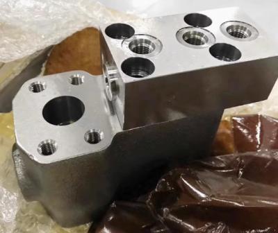 China Diesel Engine Type Boom Hold Valve for EC210B/220D/240B/250D/290B/300D Excavators 454634 for sale