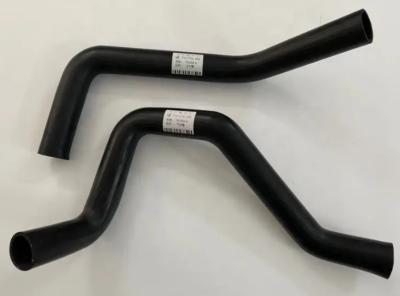 China Komatsu Excavator 60-6 120-6 200-5-6-7 300-7 360-7 Engine Water Pipe Made of Rubber Material for sale