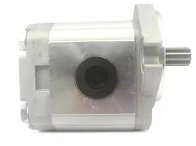 China High Quality Excavator EX200-1 HPV116 Hydraulic Pilot Pump Gear Pump 9217993 for sale