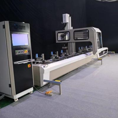 중국 알루미늄 커튼 벽 윤곽 처리를 위한 6500 밀리미터 4 주축 Cnc 머시닝센터 CNC 기계 판매용