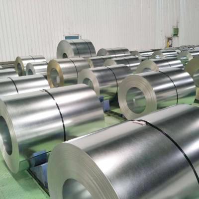 Cina Capole di acciaio galvanizzato a sfondo zero 4m - 12m Capole galvanizzate a caldo in vendita