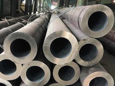 China Wear Resistant Steel Q235B Api 5l Steel Pipe For Shipbuilding Industry Demands for sale