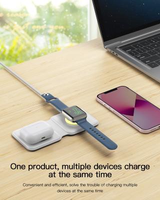China Carregador de telemóvel sem fio de 15W com luz noturna à venda