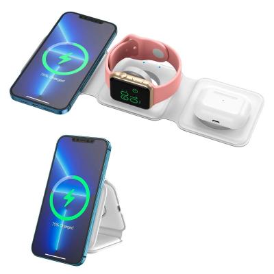 Cina Stazione di ricarica senza fili 3 in 1 con ABS silicone in vendita